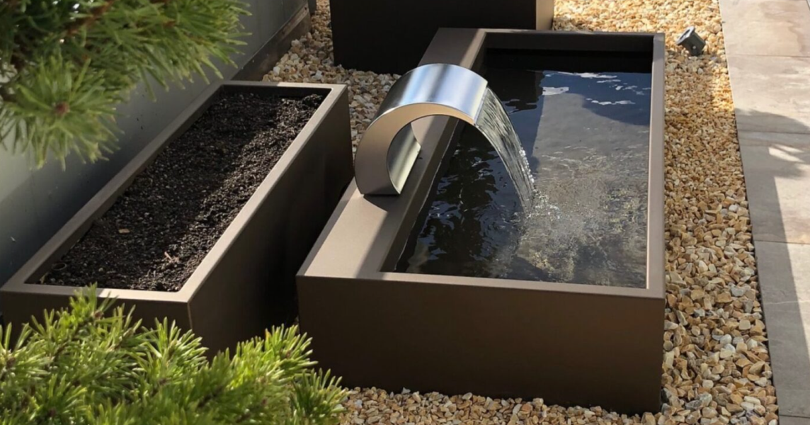 Schweizer-Brunnen sind in jedem Garten oder Terrasse eine Augenweide.